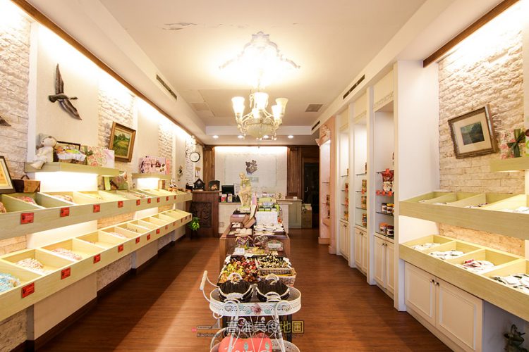 【高雄。美食】賀蜜雅手工餅乾伴手禮 │ 誰管密集恐不恐懼啊！這個的草莓塞滿滿擠不下啦 • 高雄美食地圖